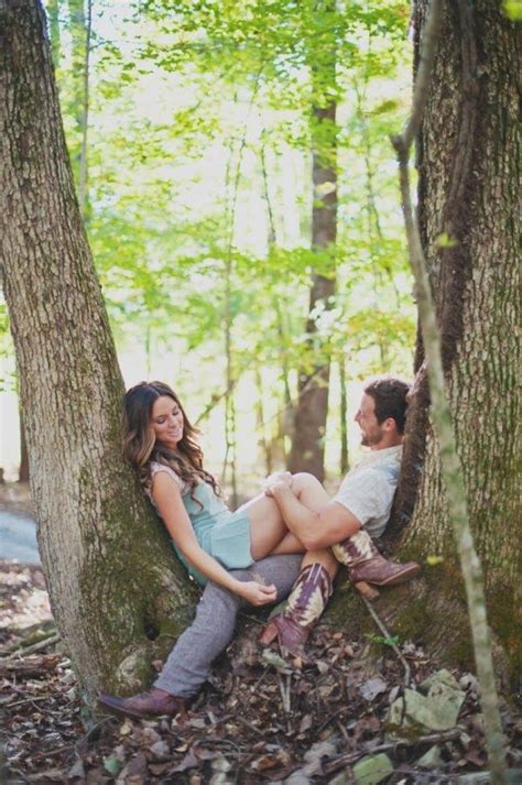 FALLing In Love Engagement Photo Inspiration Forest Engagement Photos Engagement Photo
