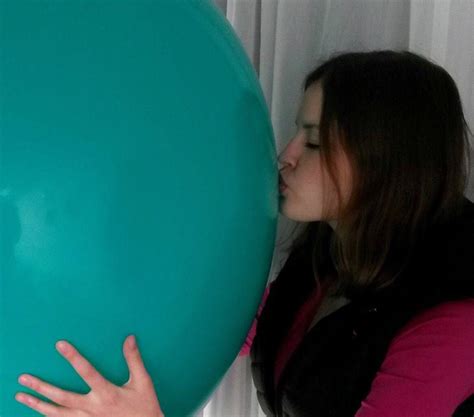 Pin By Hunter Looner On Girls With Balloons Big Balloons Its A Girl Balloons Balloons