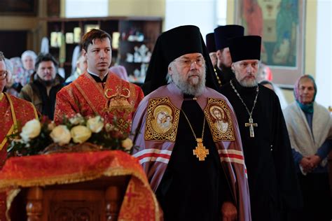 Преосвященный Иннокентий совершил богослужение в четверг Светлой седмицы — Нижнетагильская