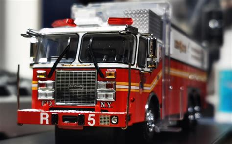 【模型】code3 Fdny And绿光nypd 164消防车and警车模型展示哔哩哔哩bilibili