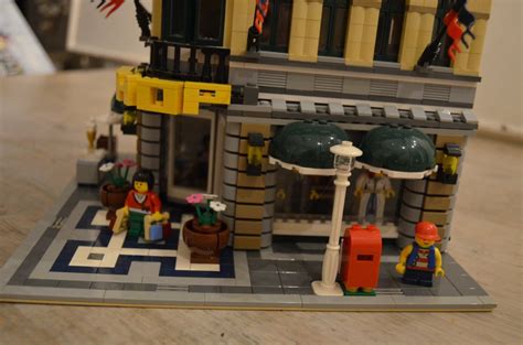 Lego Creator Expert 10211 Modular Buildings Grand Emporium