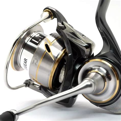 ᐉ Котушка Daiwa 20 Luvias LT 4000 C 2113460957 Краща ціна в Києві