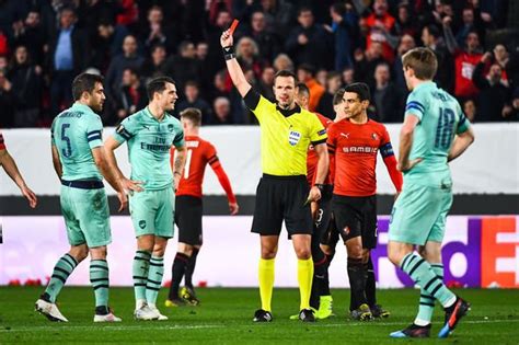 Arsenal News Martin Keown Risks Fan Backlash After This Man Utd