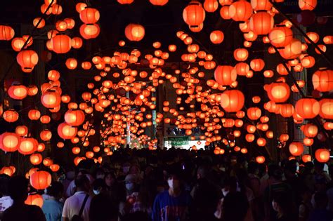 山口市で山口七夕ちょうちんまつり3万個が幻想的に揺れる 全国郷土紙連合