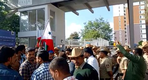 Nia Searches Pfi Sdpi Offices In Karnataka Simultaneous Raids By