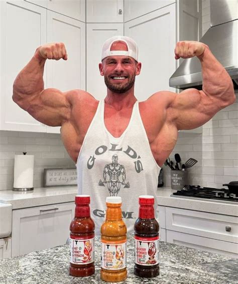 Who Is Joey Swoll And How Tall Is He The Us Sun