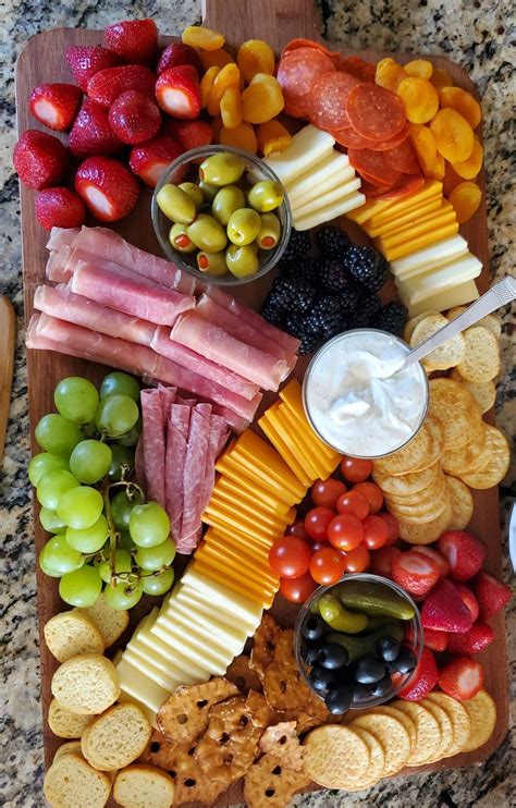 10 Viral Charcuterie Board Ideas For Birthday Party