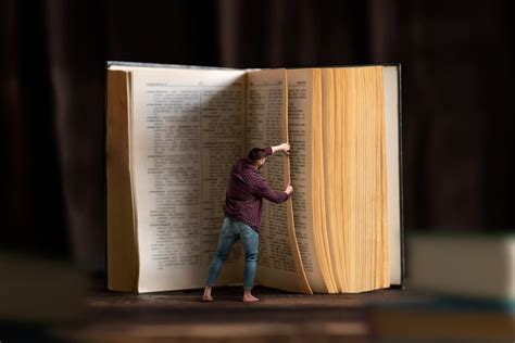 دانلود پی‌دی‌اف مجموعه کتاب‌ 4000 Essential English Words به همراه فایل
