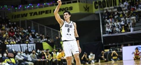 Basketball Top5 影快訊跟鬼一樣！楊敬敏第四節單節狂轟17分外線晃飛菜鳥手起刀落 國王主場氣走領航猿