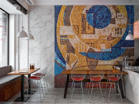 Мозаичная стена в кухне