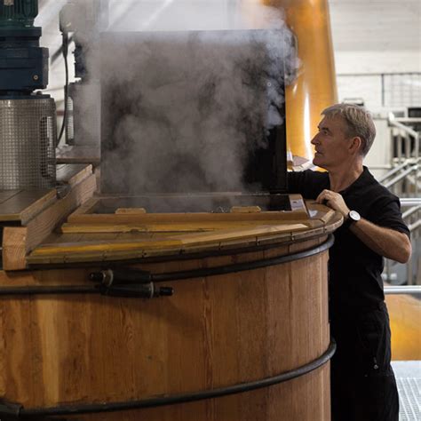 Torabhaig: Brennerei & Whiskys im Überblick | MALTWHISKY.de