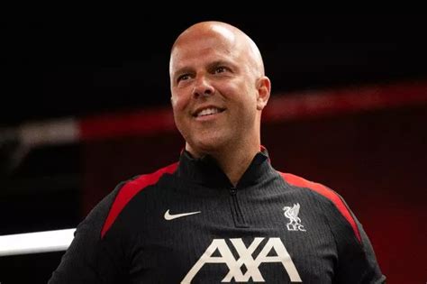 Arne Slot Makes Liverpool Transfer Confirmation After £245m International Completes Historic