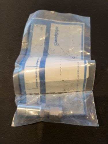 Swagelok Ss 400 R 8bt Bore Thru 1 4 Tube X 1 2 Tube Adapt Ebay