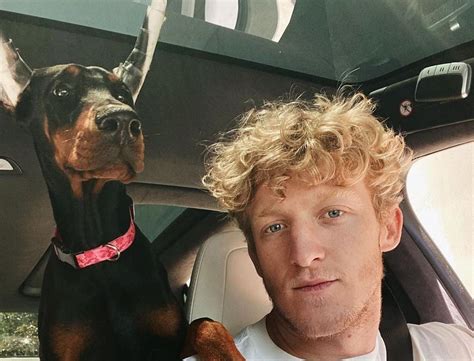 What Is Tfue S Sexuality Is Tfue Gay Rumors Spread Tfue Kissed A Man