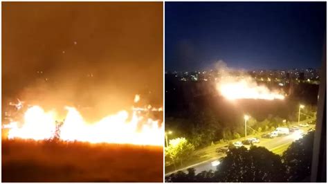 Incendiu puternic în parcul IOR din București Peste 4 000 de metri