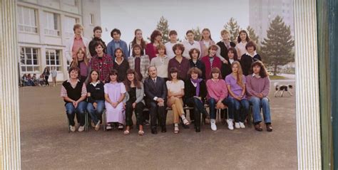 Photo De Classe Terminale A De Annexe Lyc E St Exup Ry De Mantes La Jolie Copains D Avant