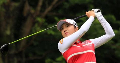 이보미 일본여자프로골프투어 정회원 자격 취득