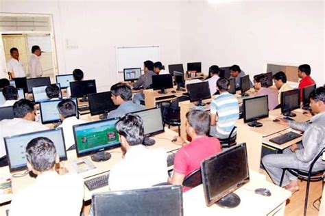 Maharashtra College Of Engineering Nilanga Admission 2021 Courses Fee Cutoff Ranking