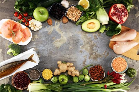 건강 한 음식 선택을 먹고 깨끗 한입니다 과일 야채 씨앗 Superfood 시리얼 소박한 배경에 잎 야채 건강한 식생활에 대한