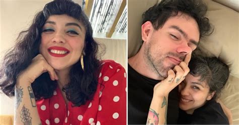 Tras una dolorosa ruptura Mon Laferte conoció a su esposo su historia