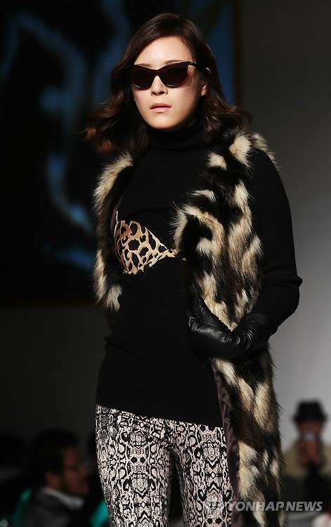 인조모피 패션쇼 사랑을 입다