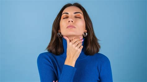 Why Thyroid Problems Are More Common In Women Onlymyhealth