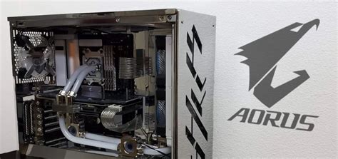 Ide Kreatif Rakit Komputer Dengan Komponen Berwarna Chrome Tampil Elegan Dan Sedap Dipandang