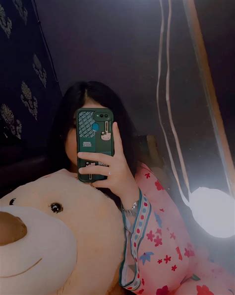 Humma Khan ہم سے نہ الجھو ہم پاکستان ٹیم کے سپوٹرز ہیں🥹 Facebook