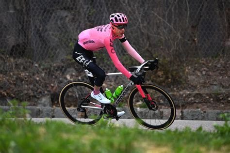 Hugh Carthy This Is A Tougher Giro Ditalia Than Other Years Cyclingnews
