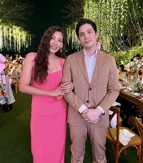 “นุ่น รมิดา” กรี๊ดหนัก ได้ควงแขน แชะภาพคู่“ซันนี่” แถมสามี “หลุยส์ สก๊อต”ใจดีเป็นตากล้องไฟเขียว