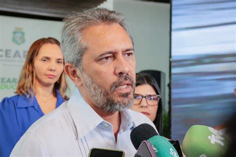 Elmano começa a dar cara própria ao governo reforma no secretariado