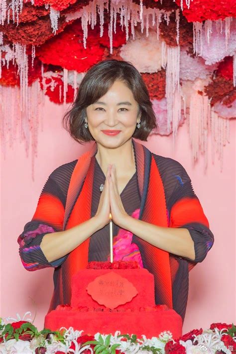 昔收記者走光照！林青霞驚「胸部赤裸裸曝光」結局讓她超意外