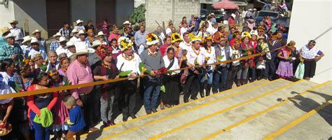 Entrega JesÚs Viveros Edificios Nuevos Para Primarias De Xaltepuxtla Y