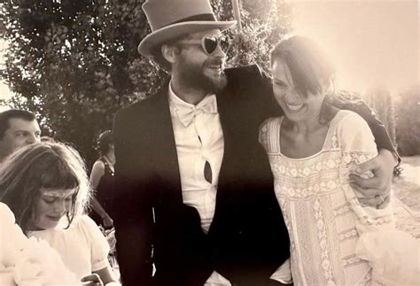 Jovanotti 15 Anni Di Matrimonio La Dedica Alla Moglie Radio 105