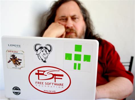 自由软件之父richard Stallman：「我一生都为使用者的自由而奋斗」 雷峰网