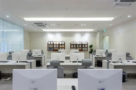 모던하고 고급스러운 분위기의 27평 오피스인테리어 판교 삼평동