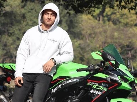 Popular Youtuber Agastya Chauhan Dies While Racing His Bike At 300 Kmph