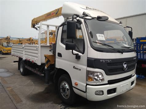 Sino Howo 4x2 Truck Mounted Crane High Quality Sino Howo 4x2 Truck
