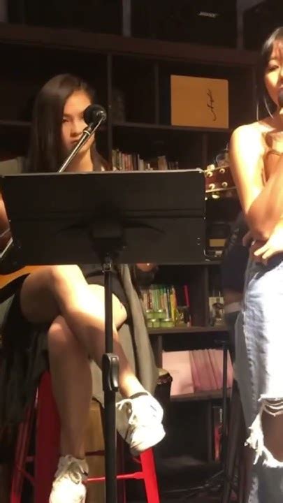 女黑豹汪以馨演唱 淡江高中 黑豹旗 汪貼貼女黑豹汪以馨台鋼雄鷹 Youtube