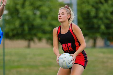 Challenges For Smaller Breasts Netballher Netballher