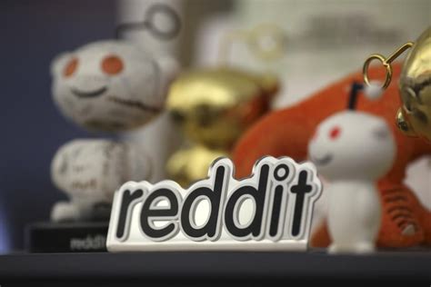 Russia Linked Account Was Behind Fake Hillary Clinton Sex Video Reddit