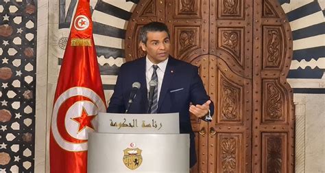 الناطق باسم الحكومة ينفي قرار التفويت في المؤسسات العمومية