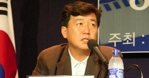 강우석 감독 실명공개로 이미지 실추 최민식 송강호에 공식 사과