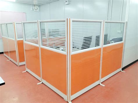 ฉากกั้นห้องทำงานกระจกขัดลาย