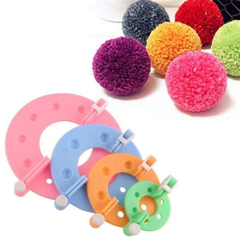 Bộ Dụng Cụ Làm Pompom Quả Bông 4 Size Tiện Dụng Len Sợi Quỳnh Lam