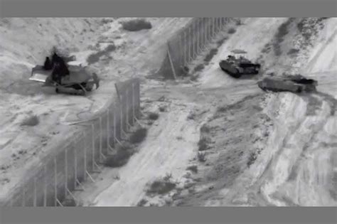 FOTO Kejar Hamas Tank Israel Menyusup Tengah Malam Ke Gaza