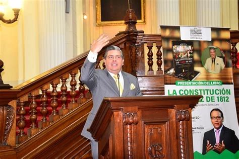 Carlos Torres Caro presentó libro La Constitución de Cadiz de precursora del
