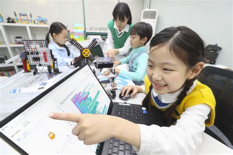 Kt 초중고 Ai 코딩 교육에 와이즈교육 맞손 서울경제