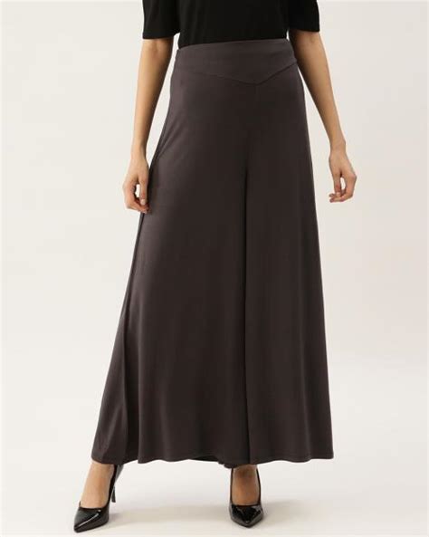 Buy Mid Rise Flared Yoga Pants Online At Best Prices In India Jiomart