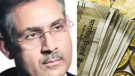 Mammoth Fortune Rs 59k Crores Meet Dlf Chairman Rajiv Singh